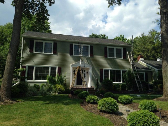 Juniper Ridge Green Vinyl Siding - Traditional - Exterior - new york ... Juniper Ridge Green Vinyl Siding - Traditional - Exterior - new york ...