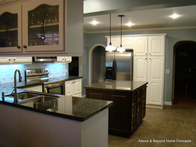 Kitchen Remodel / Renovation - Early 90's Kitchen Gets a New Look