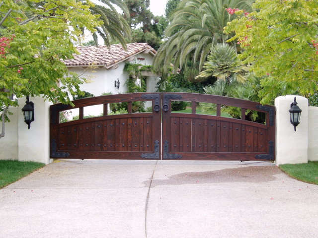Estate Driveways, Entries, Gates, paving - Mediterranean - san diego ...