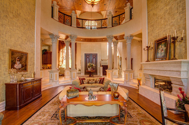 Fancy Rich Living Rooms