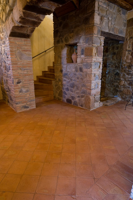 Terracotta Tile Entryway Ideas