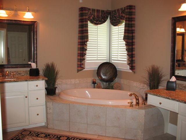 Custom Bathroom Windows