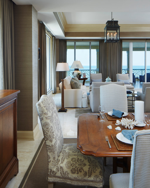 Luxury Oceanfront Dining